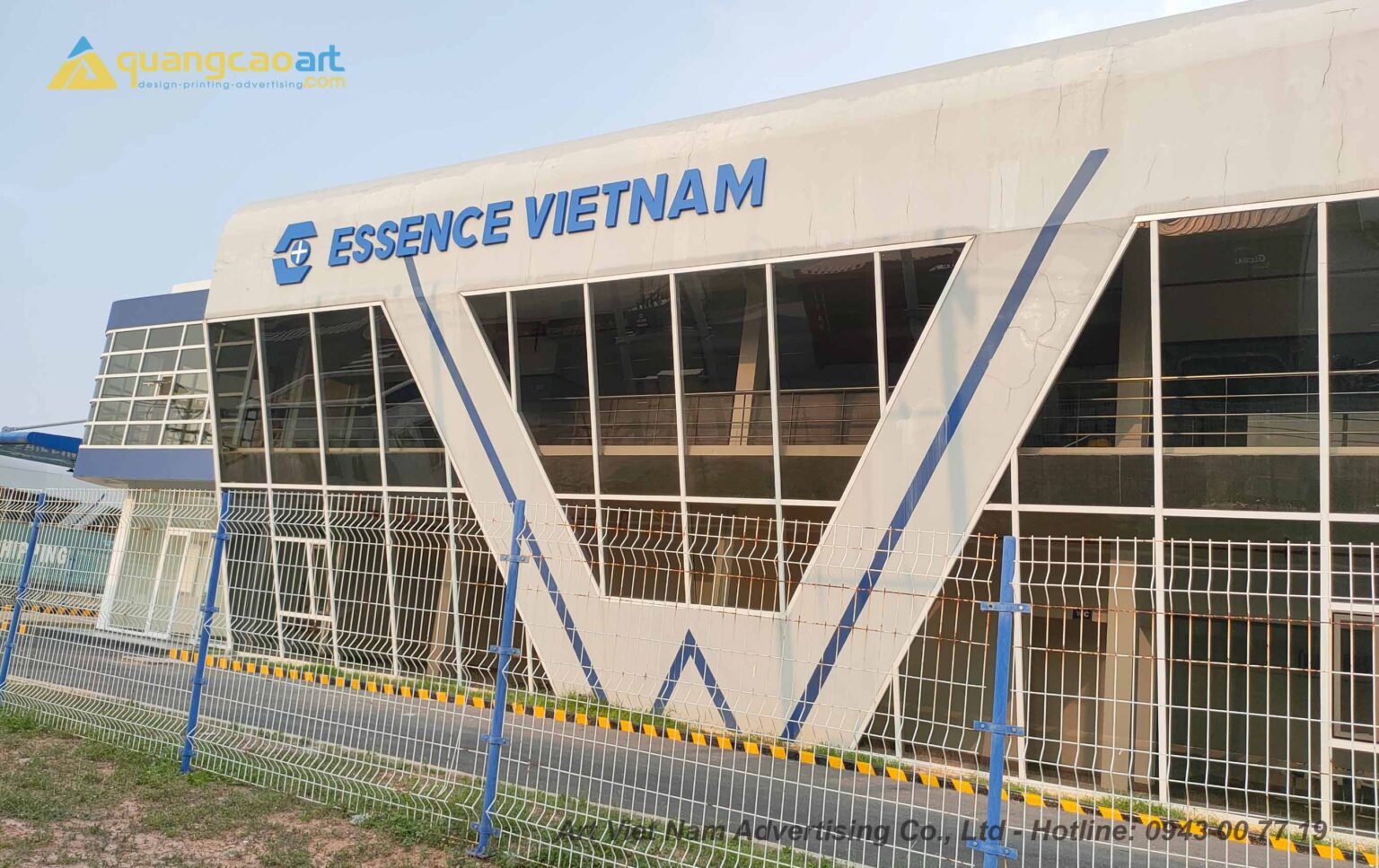 Thi công bảng hiệu công ty Essen Việt Nam